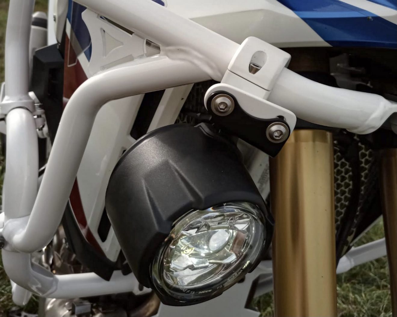 Auxiliary Light Brackets