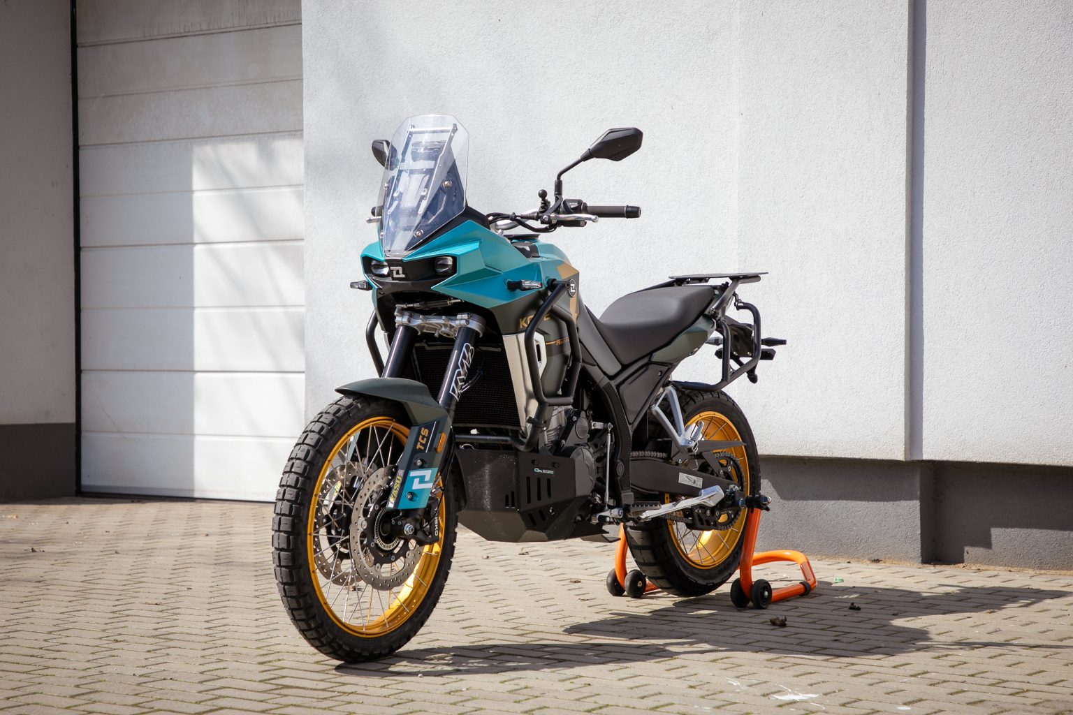 Kove 800X – Rear Rack Combo